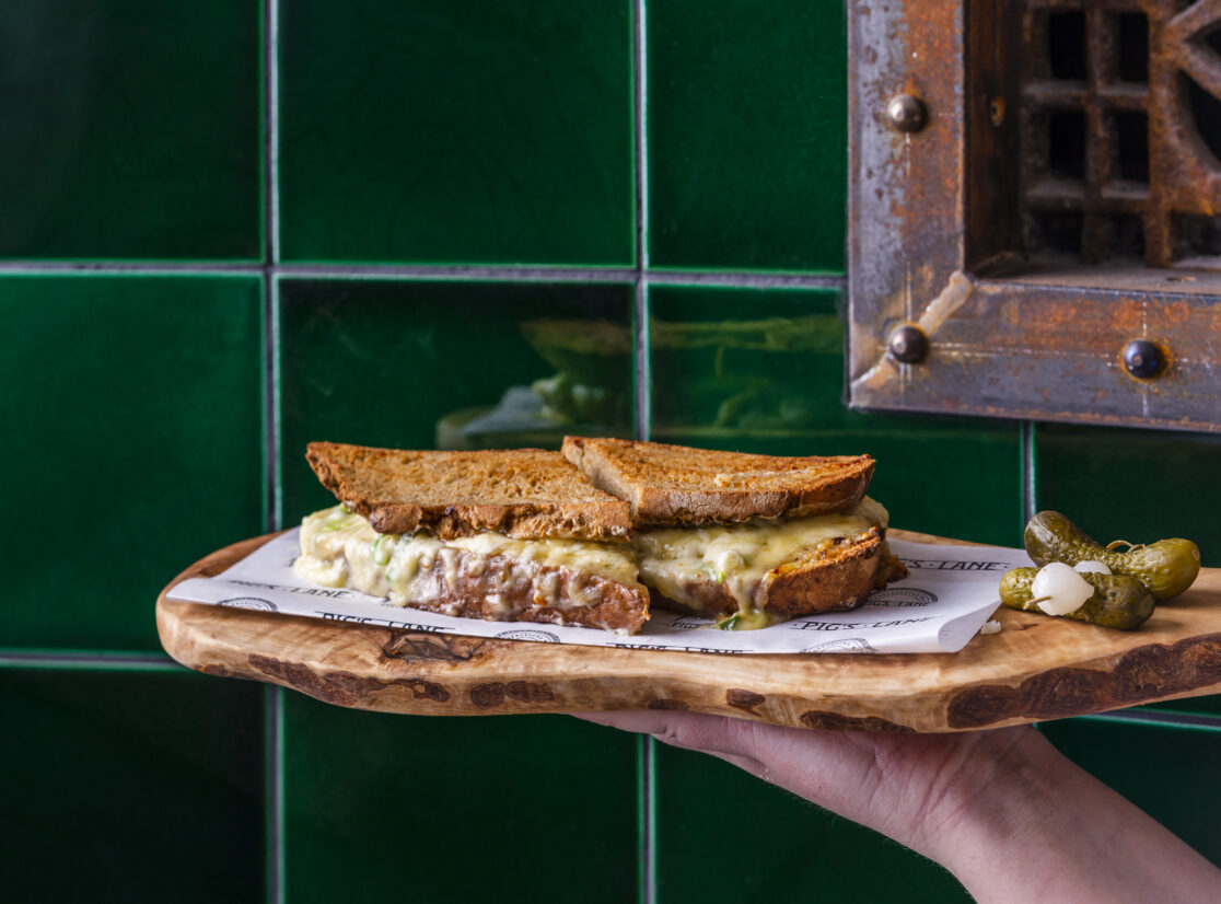 Pig's Lane Underground Bar | Bars In Killarney | Bar Food Killarney